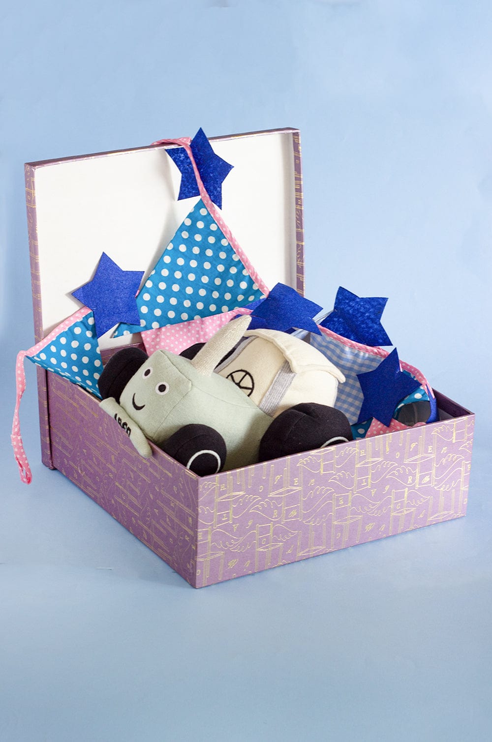 Buy Little Comforts Gift Box Online | Wishing Chair