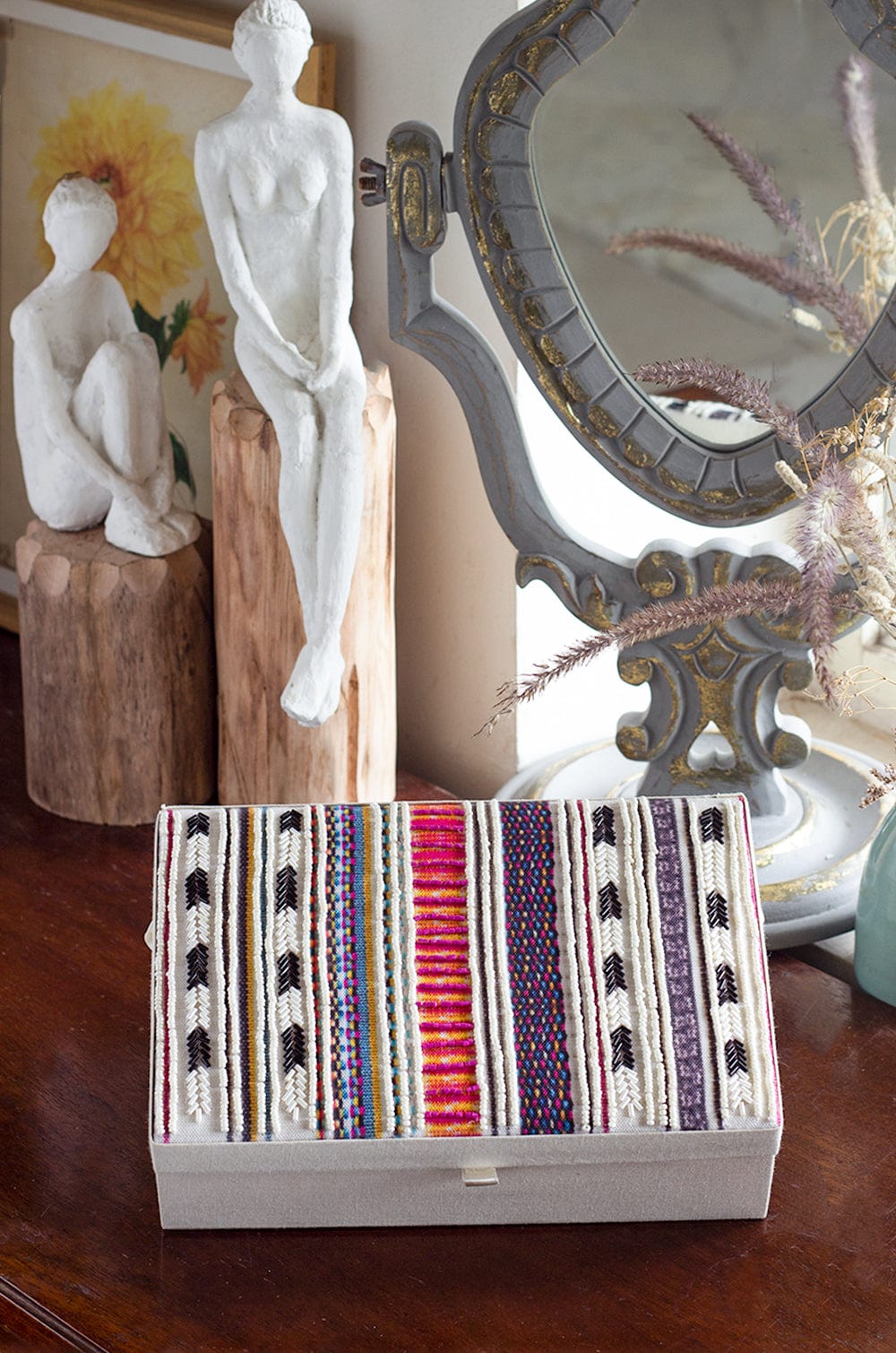 Buy Rays Beaded Jewellery Box Online | Wishing Chair